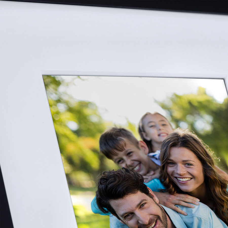 Digital Picture Frame WiFi 110 | 10.1″ Touch & App – Rollei